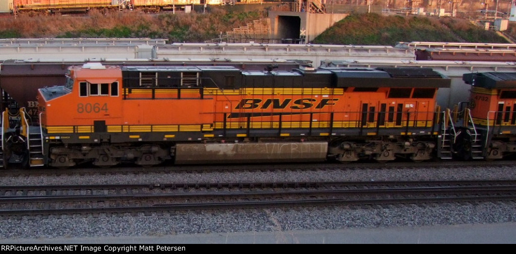 BNSF 8164